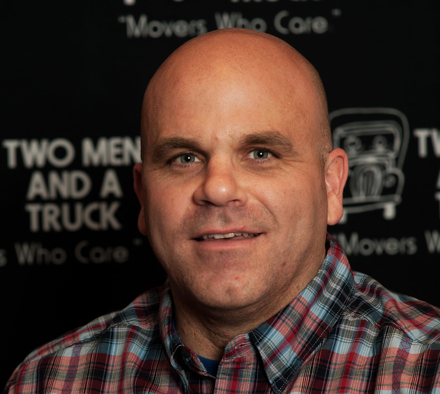 TWO MEN AND A TRUCK®'S 2022 Humanitarian Award | ServiceMaster Brands